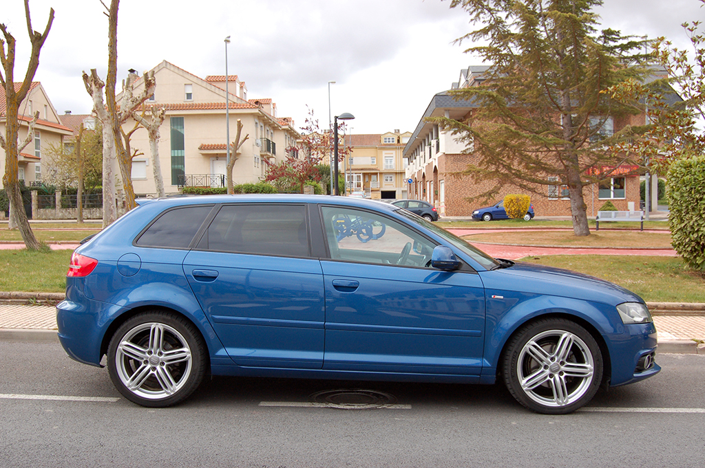 ZMOTOR: Audi A3 8p Sportback restyling 2.0 Tdi 140cv S-Line - Forocoches