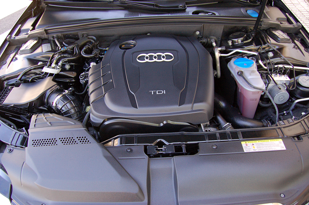 ZMOTOR: Audi A4 b8 2.0 TDI-e 136cv 10-2011 - Forocoches