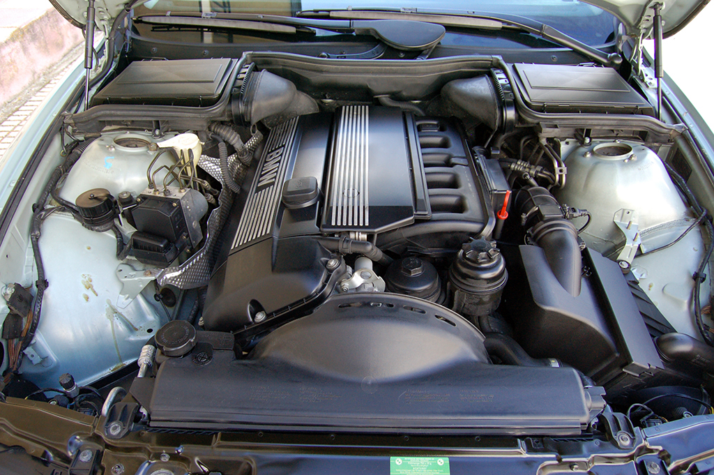 ZMOTOR: BMW Serie 5 e39 528i 193cv, muy cuidado y económico - Forocoches